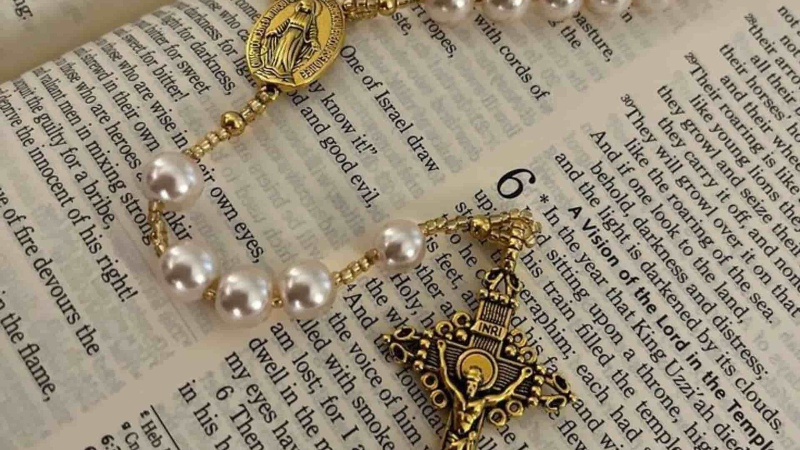 ¿Qué es la Biblia? Definición clara y explicación católica | Comunidad ...